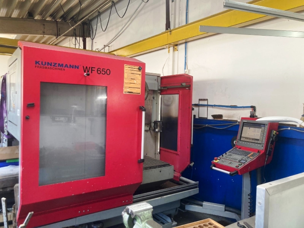 Machine • AWM Werkzeugmaschinen GmbH