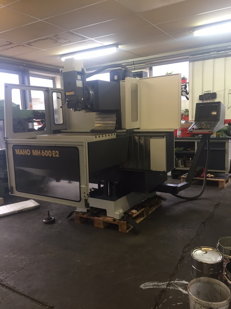 Machine • AWM Werkzeugmaschinen GmbH